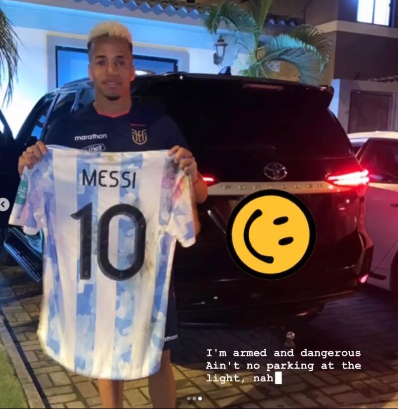 Byron Castillo: así fue el homenaje que le hizo el defensa ecuatoriano ...