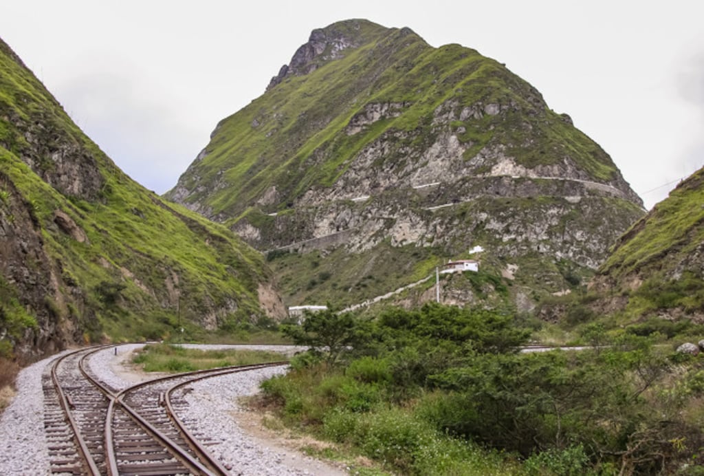 Ruta Alausí–Sibambe del tren de la Nariz de Diablo vuelve a operar en ...