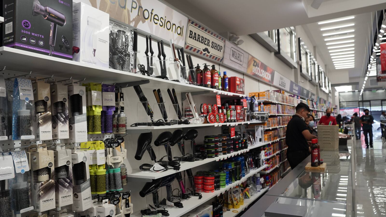 Dipaso aperturó su tienda 22 con el objetivo de empoderar a sus ...