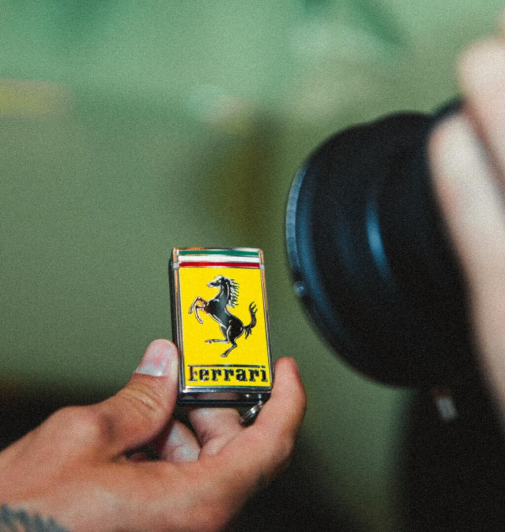 ¡Único en el mundo! Lo que cuesta el lujoso y exclusivo Ferrari de ...