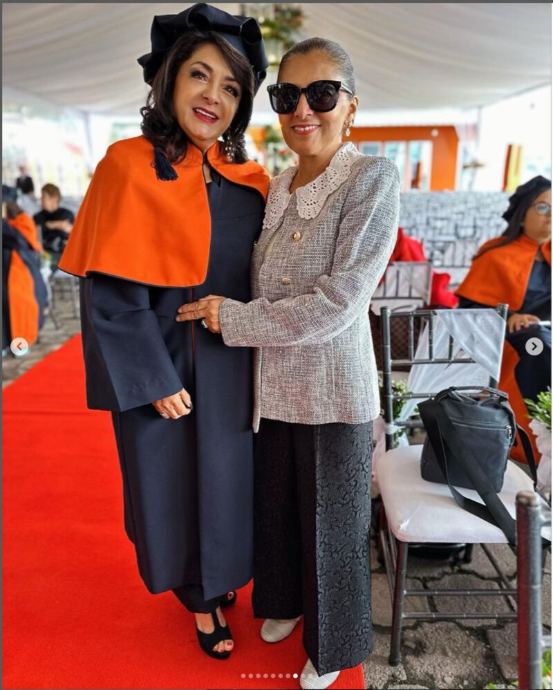 Así fue la graduación de Paulina Tamayo: “Nunca es tarde para cumplir tus sueños” – Metro Ecuador