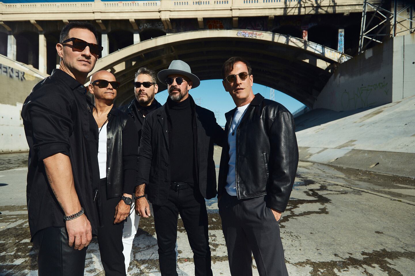 Magneto: El regreso de los maestros del rock que vuelven a encender la ...