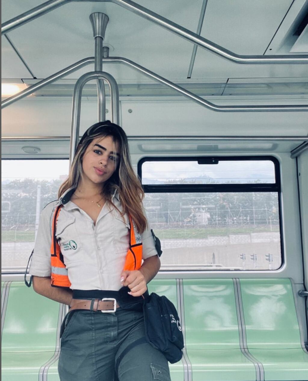 Las mejores fotos de Katherine Munera, la guapa conductora del Metro de Quito – Metro Ecuador