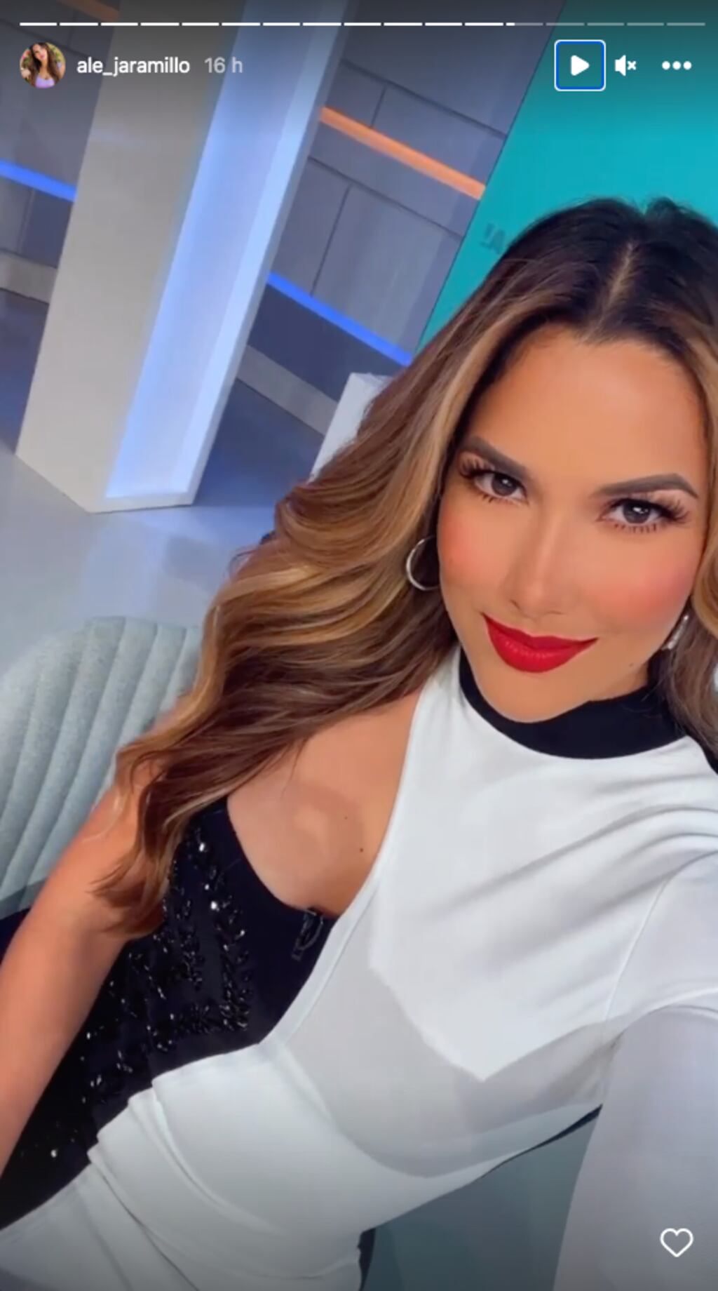 ¡A lo ‘Cruella de Vil’! Alejandra Jaramillo y su despampanante ‘look ...