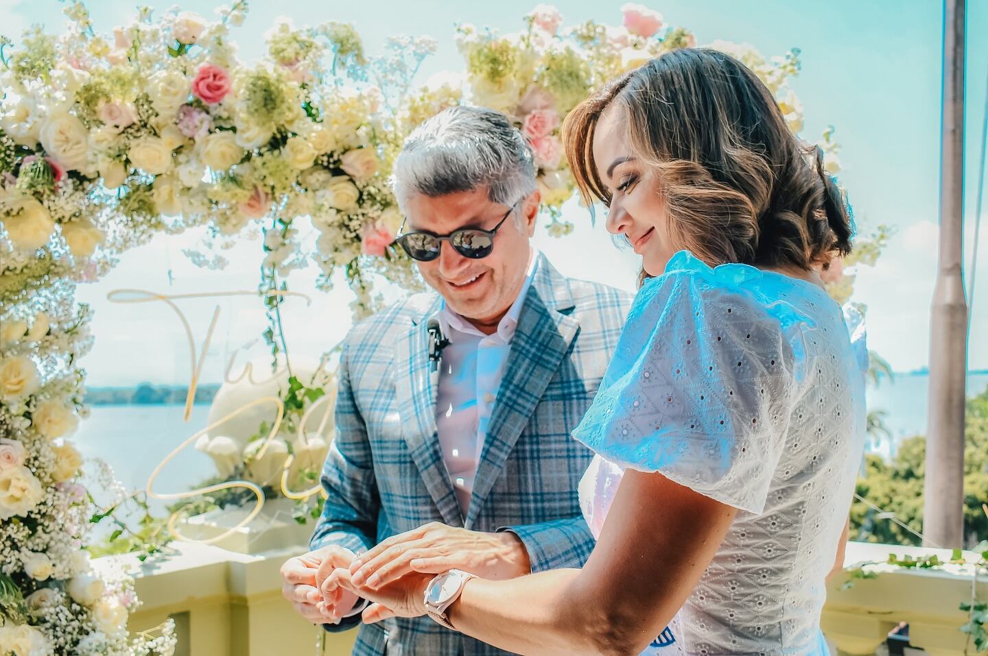 Así fue la romántica pedida de mano Marcela Aguiñaga frente a la ...