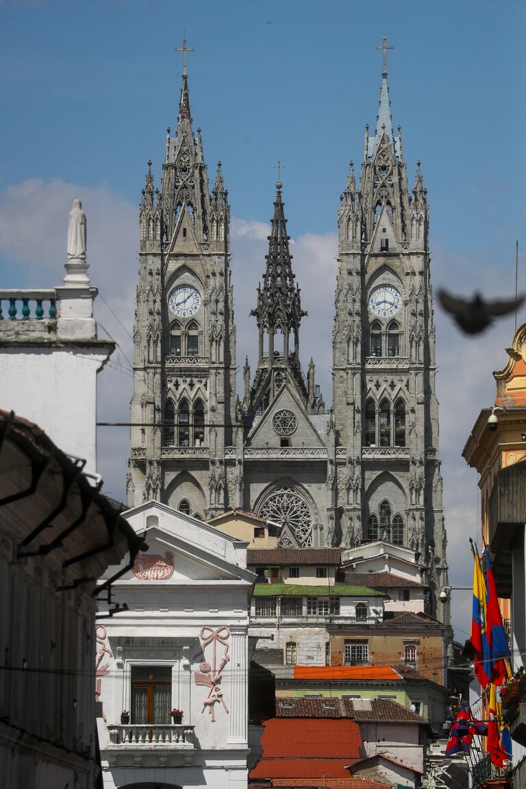 La ruta de las iglesias de Quito: siete templos para visitar en la ...