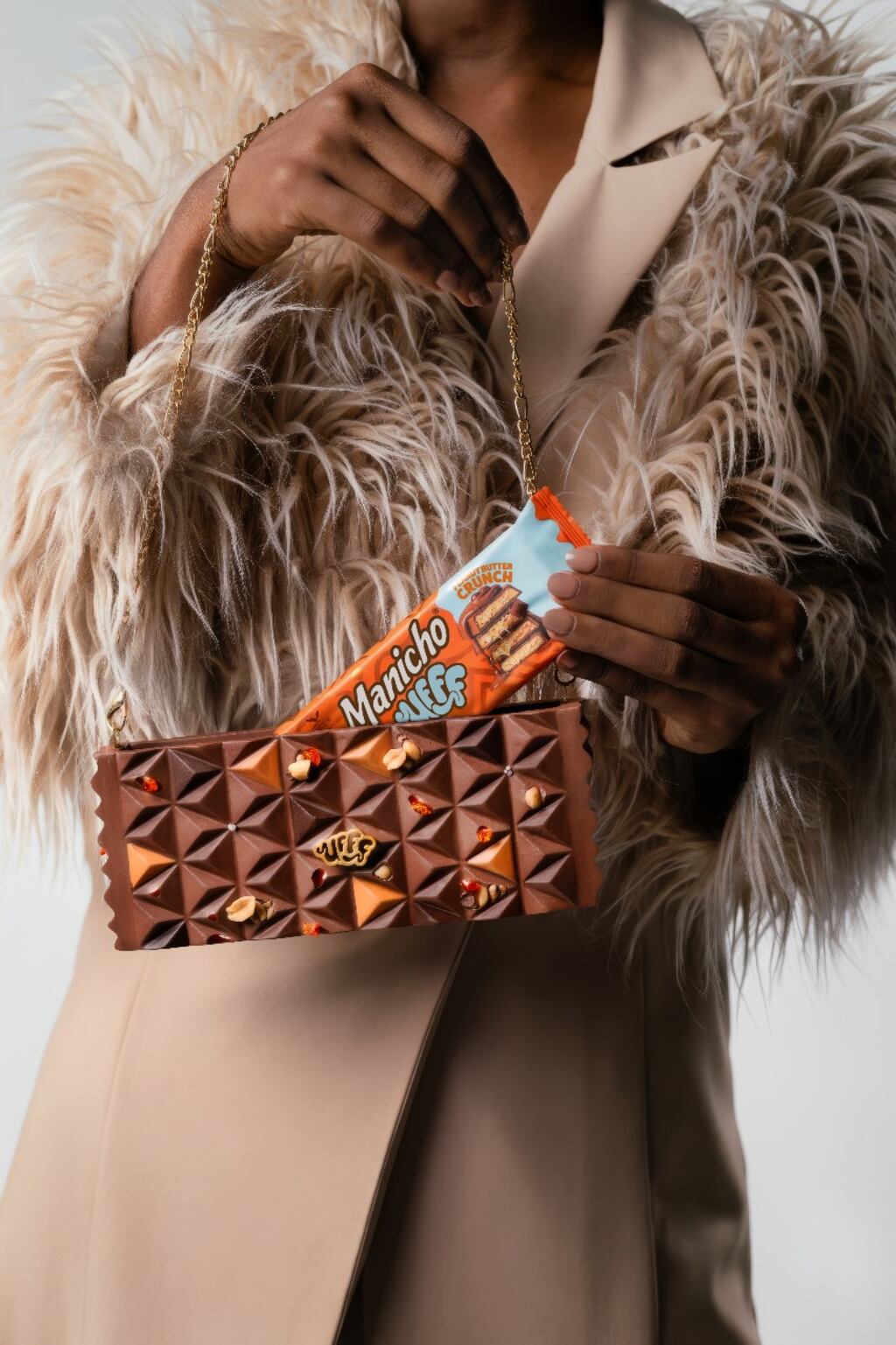 Manicho transforma el chocolate en arte con la primera cartera ...