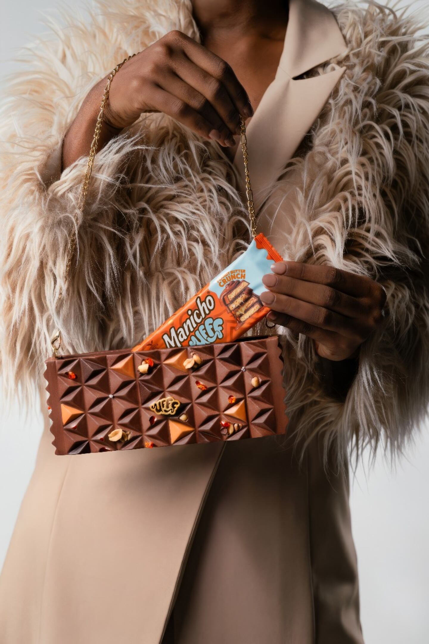 Manicho transforma el chocolate en arte con la primera cartera ...