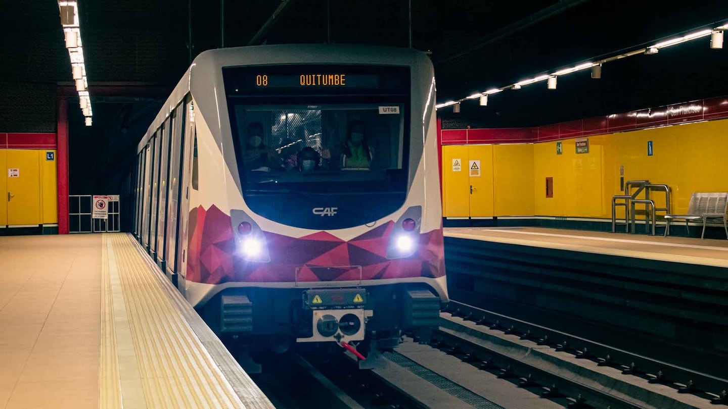 Quito: 16 trenes del Metro están en capacidad de funcionamiento sobre ...