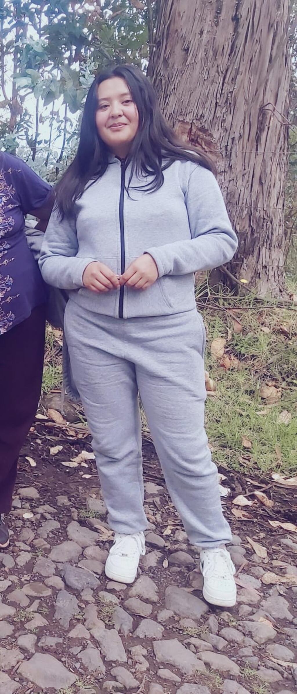 Familiares de Alexa Valencia piden ayuda para localizarla en Quito ...