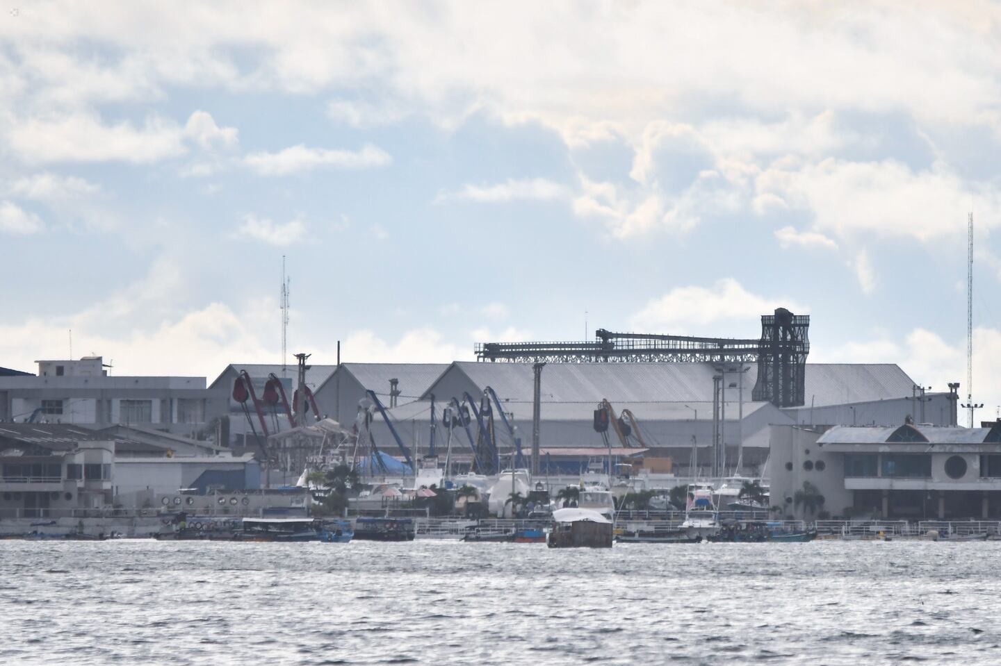 El gobierno de Ecuador avanza en la construcción de una base militar en ...